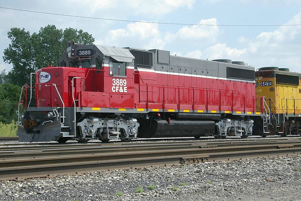 CF&E GP38-2 3889